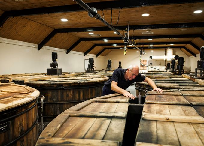 Why you need to visit a whisky distillery | Scotch Whisky